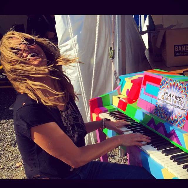 Grace Potter Goes Pop With 'Midnight' (ALBUM REVIEW) - Glide Magazine