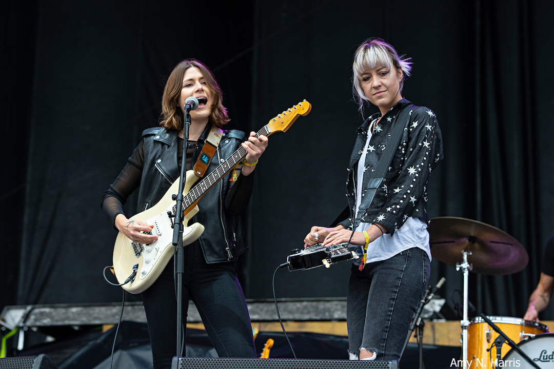 Larkin Poe Announces "Home Sweet Home" Live Stream Series - Glide Magazine