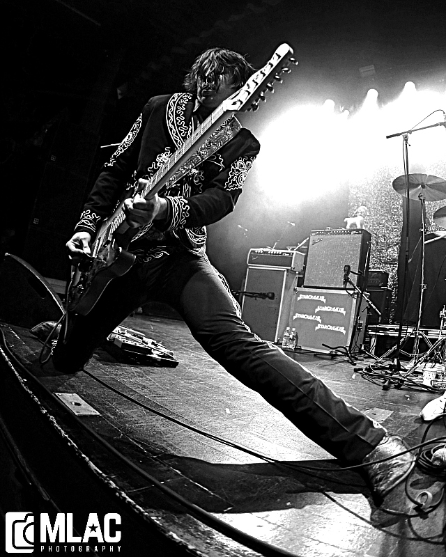 Starcrawler Led By Arrow de Wilde Slithers And Charms At Boston's ...