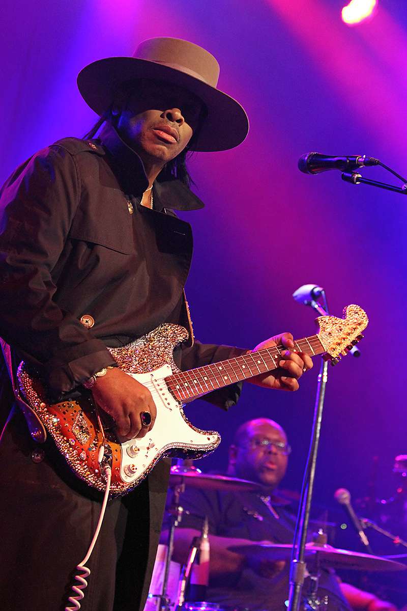 Jesse Johnson and Friends (Prince's The Time Guitarist) Hit First ...