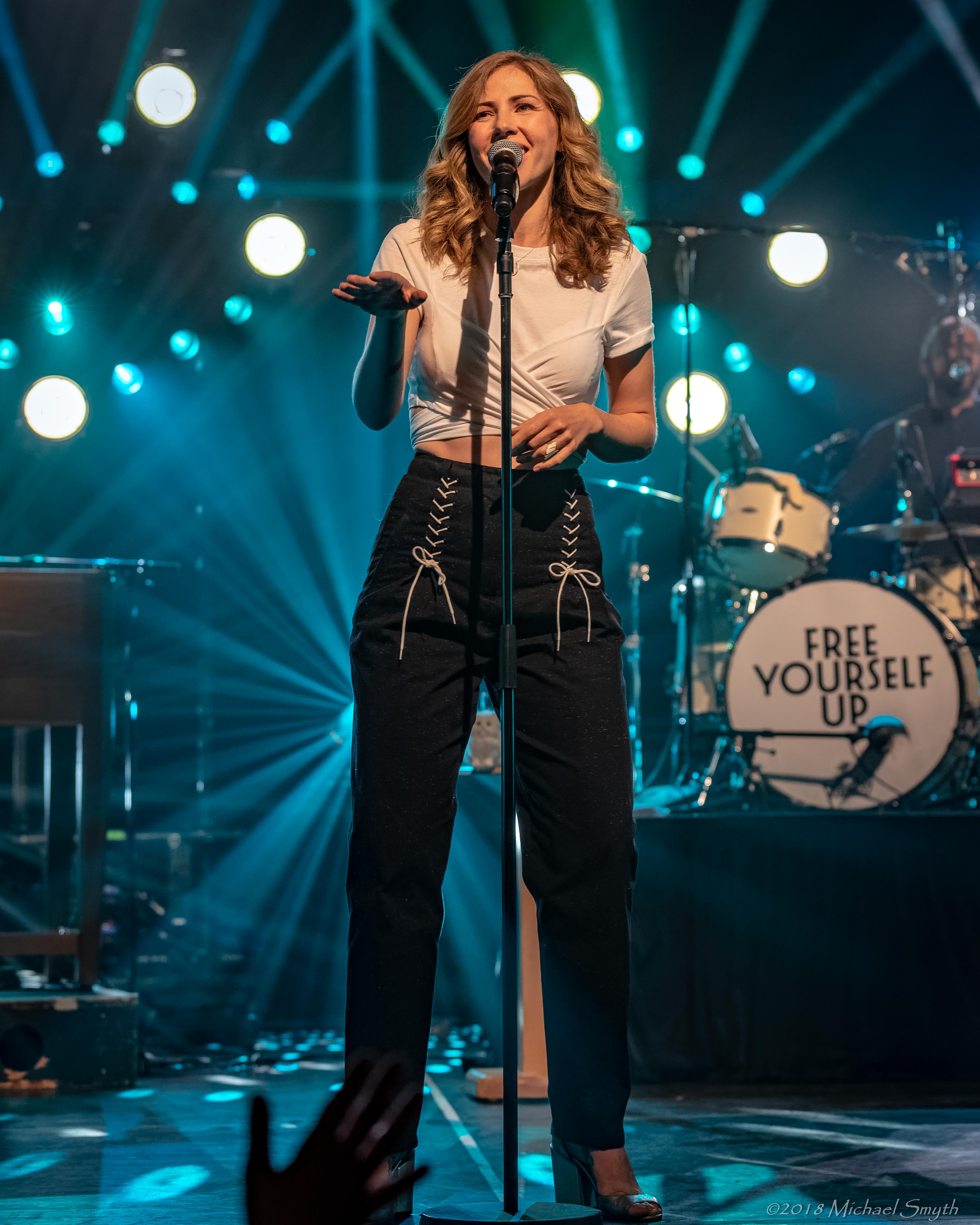 Rachael Price and Lake Street Dive Give New LP 'Free Yourself Up ...