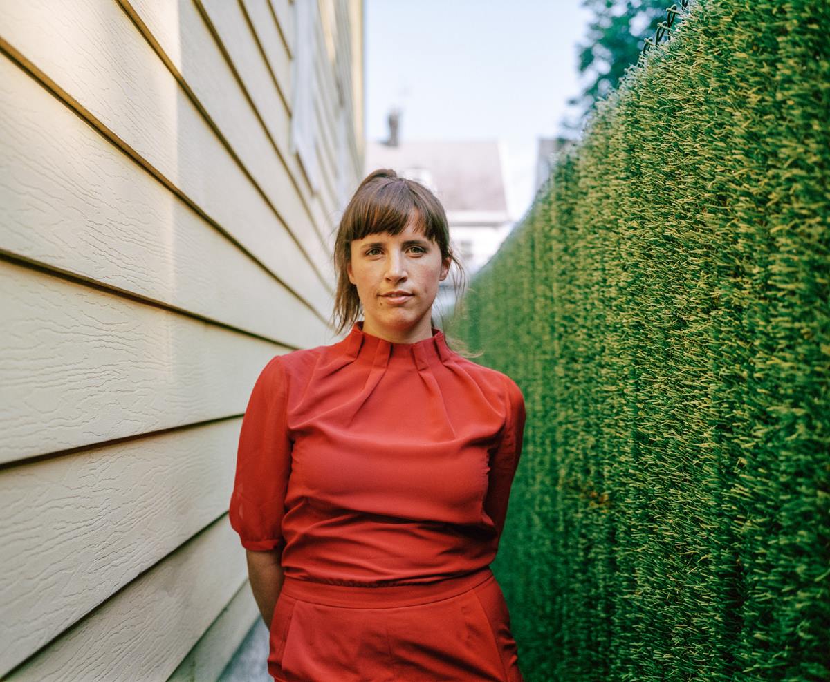 Bridget Kearney Dives Out Solo On 'Won't Let You Down' (ALBUM REVIEW ...