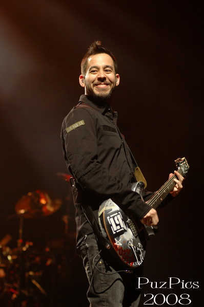 Linkin Park - 1st Mariner Arena, Baltimore MD 2.19.08 - Glide Magazine