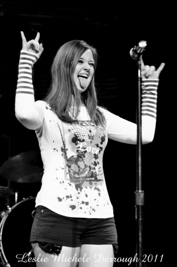 Roxy Gunn Rocks Vegas (INTERVIEW) - Glide Magazine